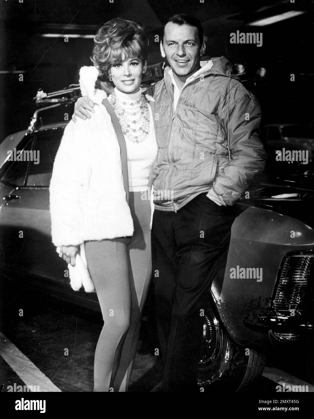 Frank sinatra 1960s -Fotos und -Bildmaterial in hoher Auflösung – Alamy