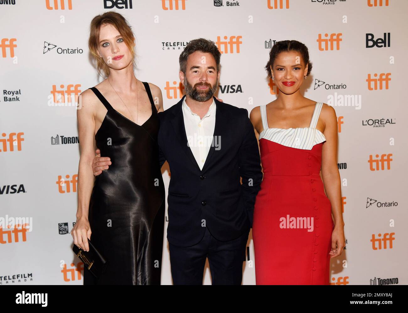 Owen Harris, center, director of the "Black Mirror" episode "San ...
