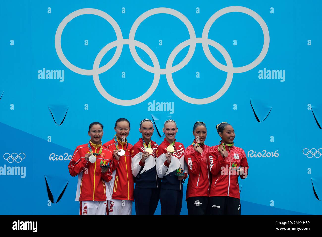 Russia's gold medalists Natalia Ishchenko and Svetlana Romashina ...