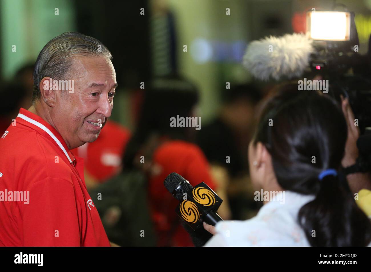 Singaporean swimmer Joseph Schooling's father, Colin Schooling, left ...