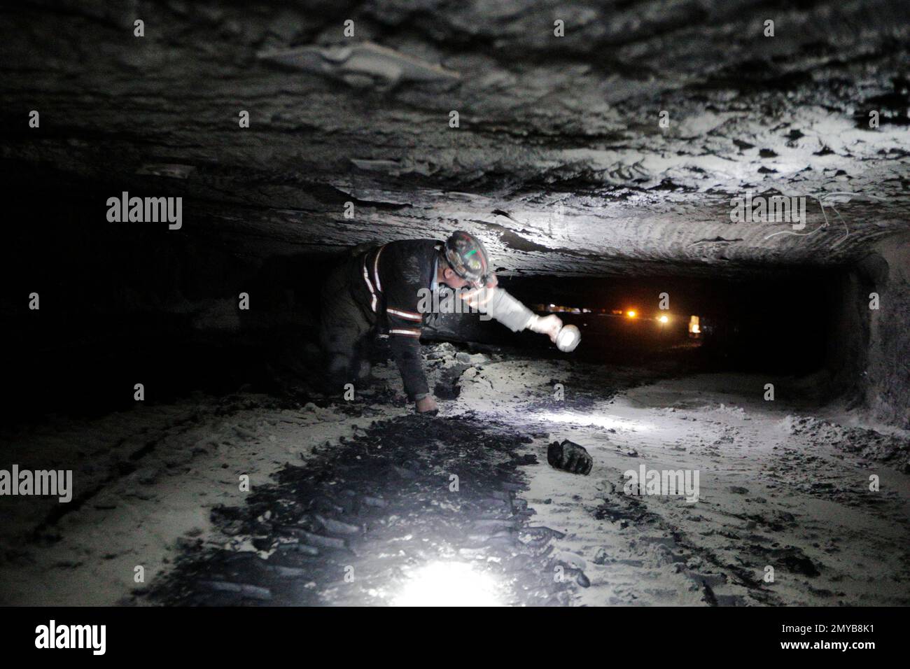 CLIMATE CHANGE: In this Wednesday, May 11, 2016 photo, Scott Tiller, a ...