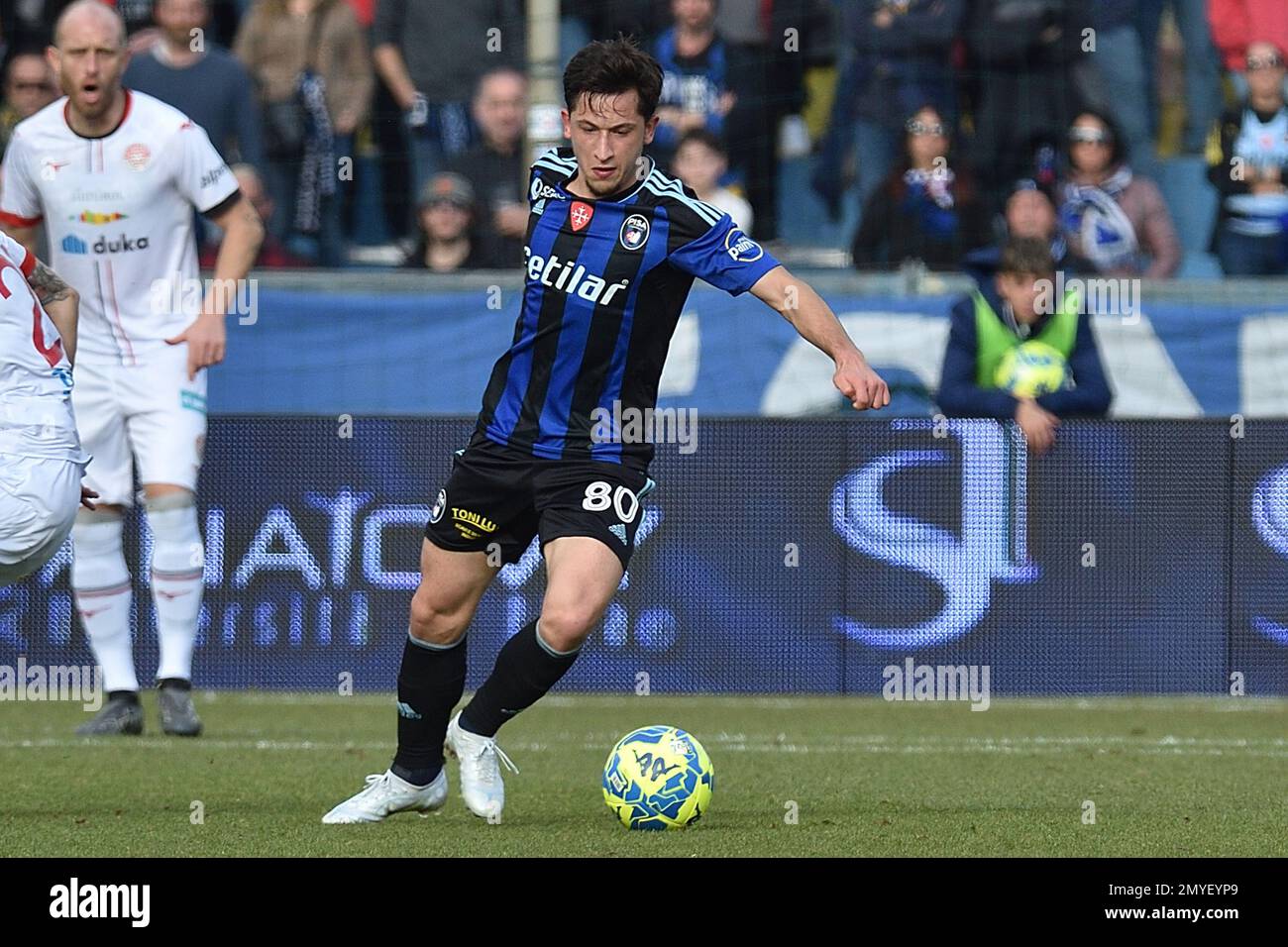Olimpiu Morutan (Pisa) beim italienischen Fußballspiel der Serie B AC ...