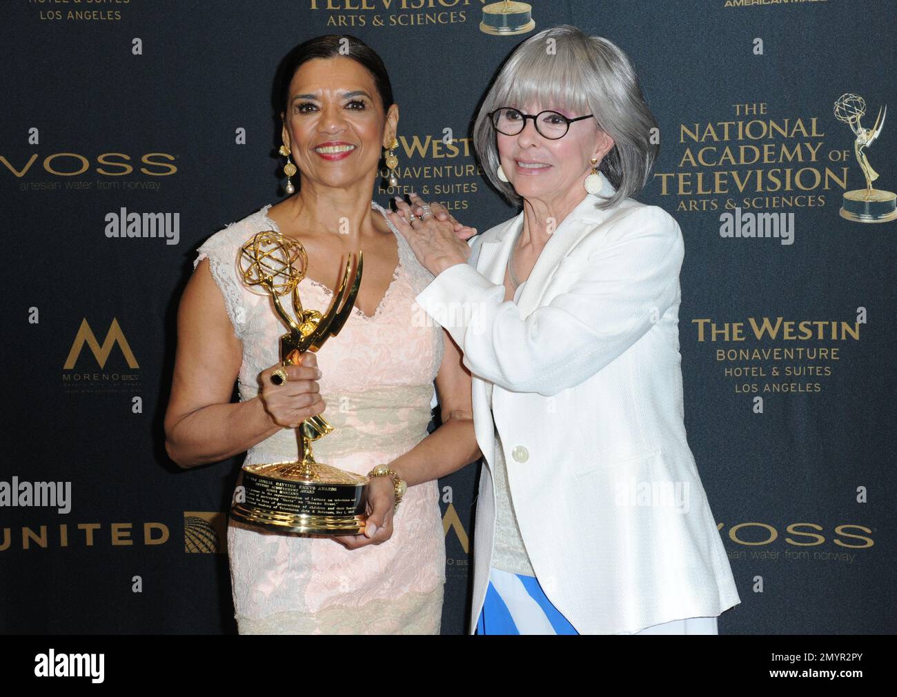 Sonia Moreno, winner of the Lifetime Achievement Award, left, and Rita ...