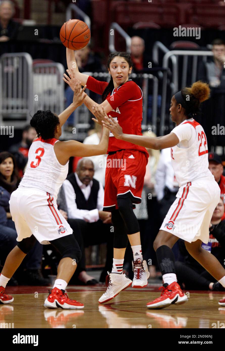 Nebraska's Rachel Theriot, center, works against Ohio State's Kelsey ...