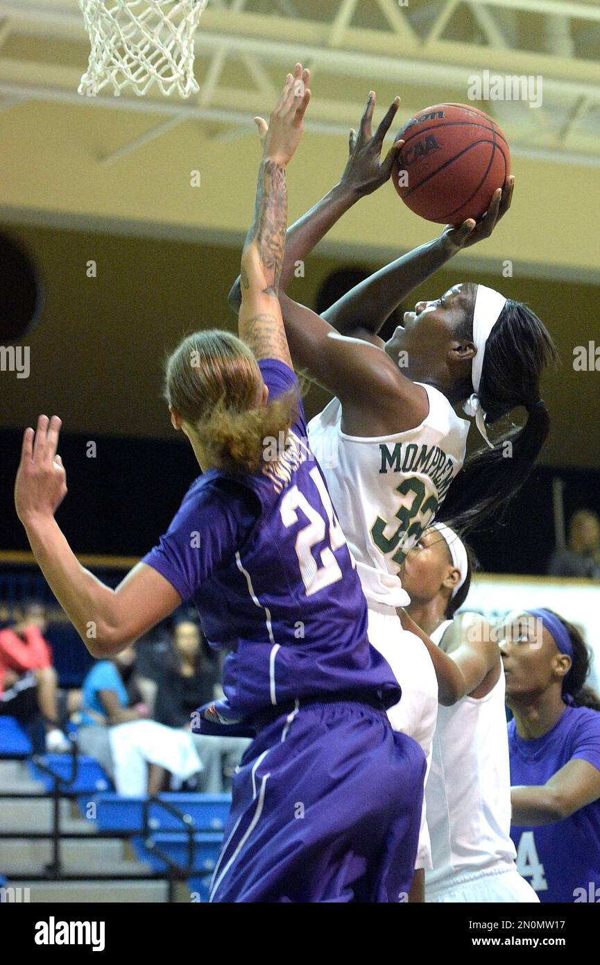 Baylor forward Beatrice Mompremier (32) goes up for a shot in front of ...
