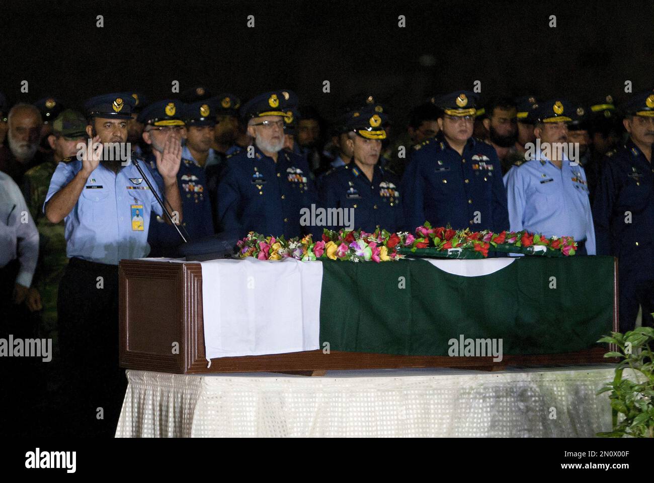 Pakistan's Air Force officers attend funeral prayers of female pilot ...