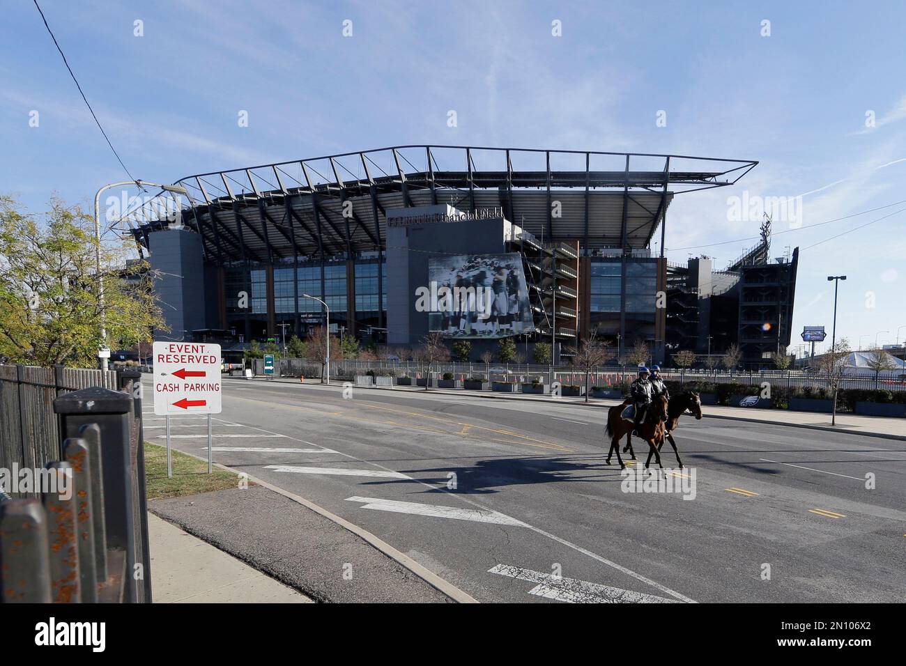 Mounted Philadelphia police officers patrol outside Lincoln Financial ...
