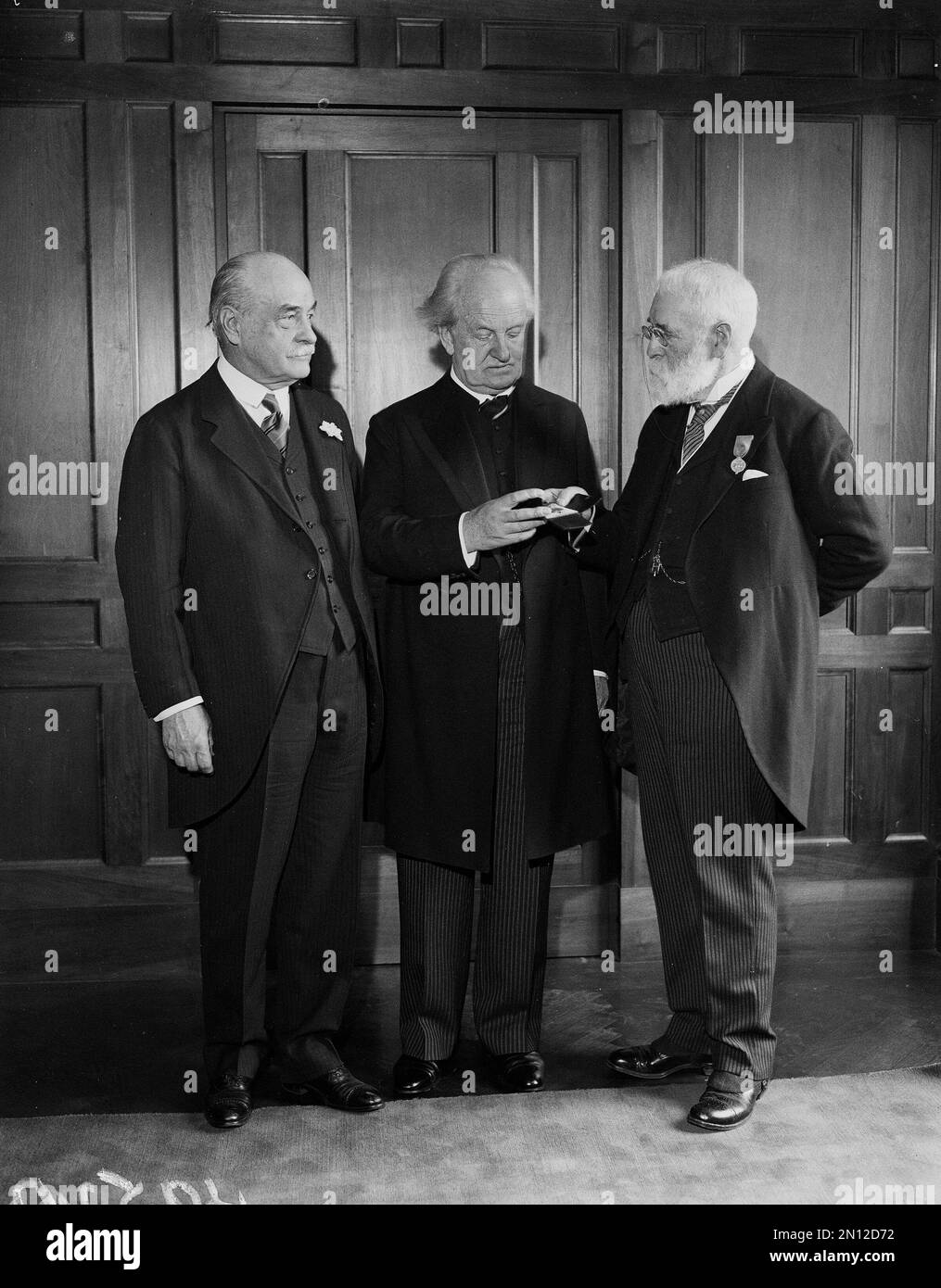 Dr, Gerhardt Hauptmann, center, Nobel Prize winner for literature in ...