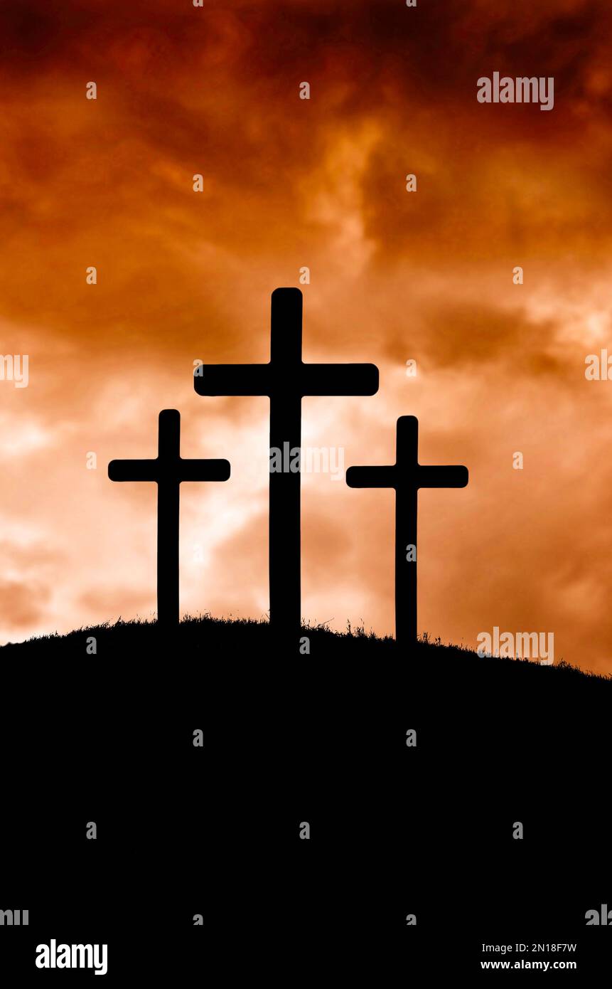 Drei kreuze auf golgotha -Fotos und -Bildmaterial in hoher Auflösung – Alamy