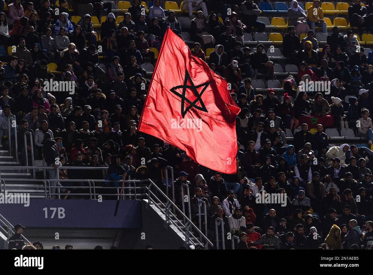 Tanger Med, Marokko - Februar 04: Al Ahly SC-Fans, die Spaß beim FIFA ...