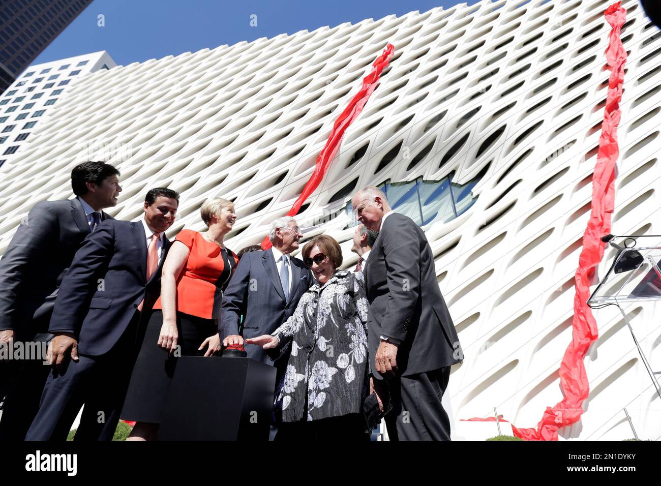 From left, Sen. Kevin De Leon (D-Los Angeles), Los Angeles City ...