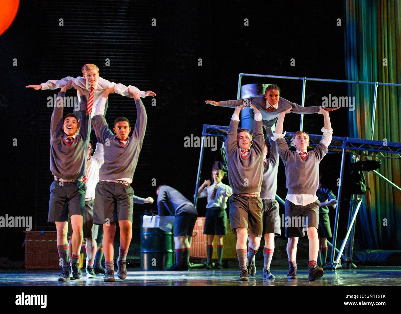 Eine neue abenteuerproduktion -Fotos und -Bildmaterial in hoher ...