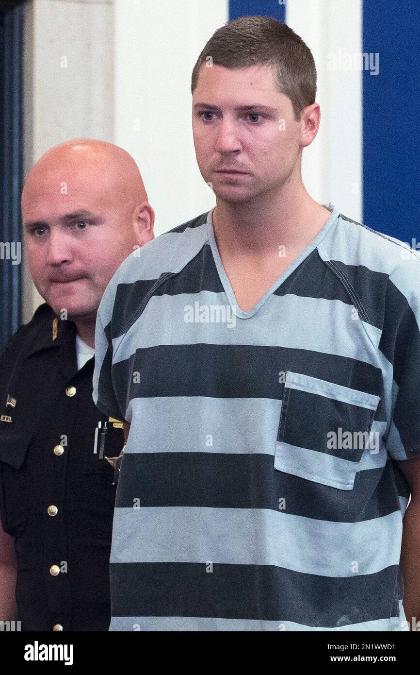 Former University of Cincinnati police officer Ray Tensing appears at ...