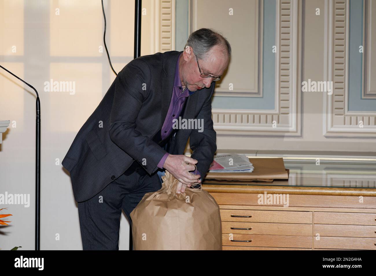 Im Bild: Stanislaw Brezan. Staatsministerin Klepsch stellt neue ...