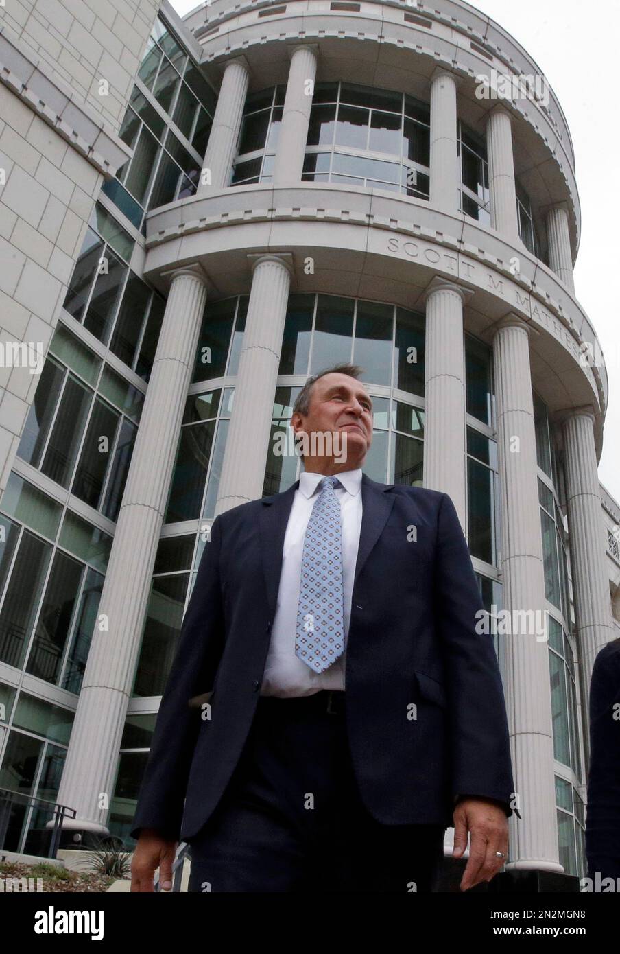 Former Utah Attorney General Mark Shurtleff leaves the courthouse ...