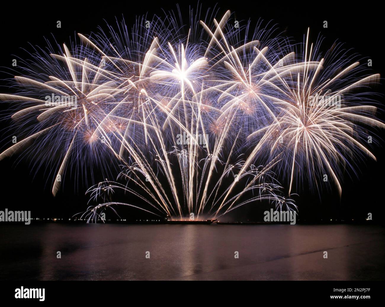 Fireworks from Polaris Fireworks AB of China fill the night sky at ...