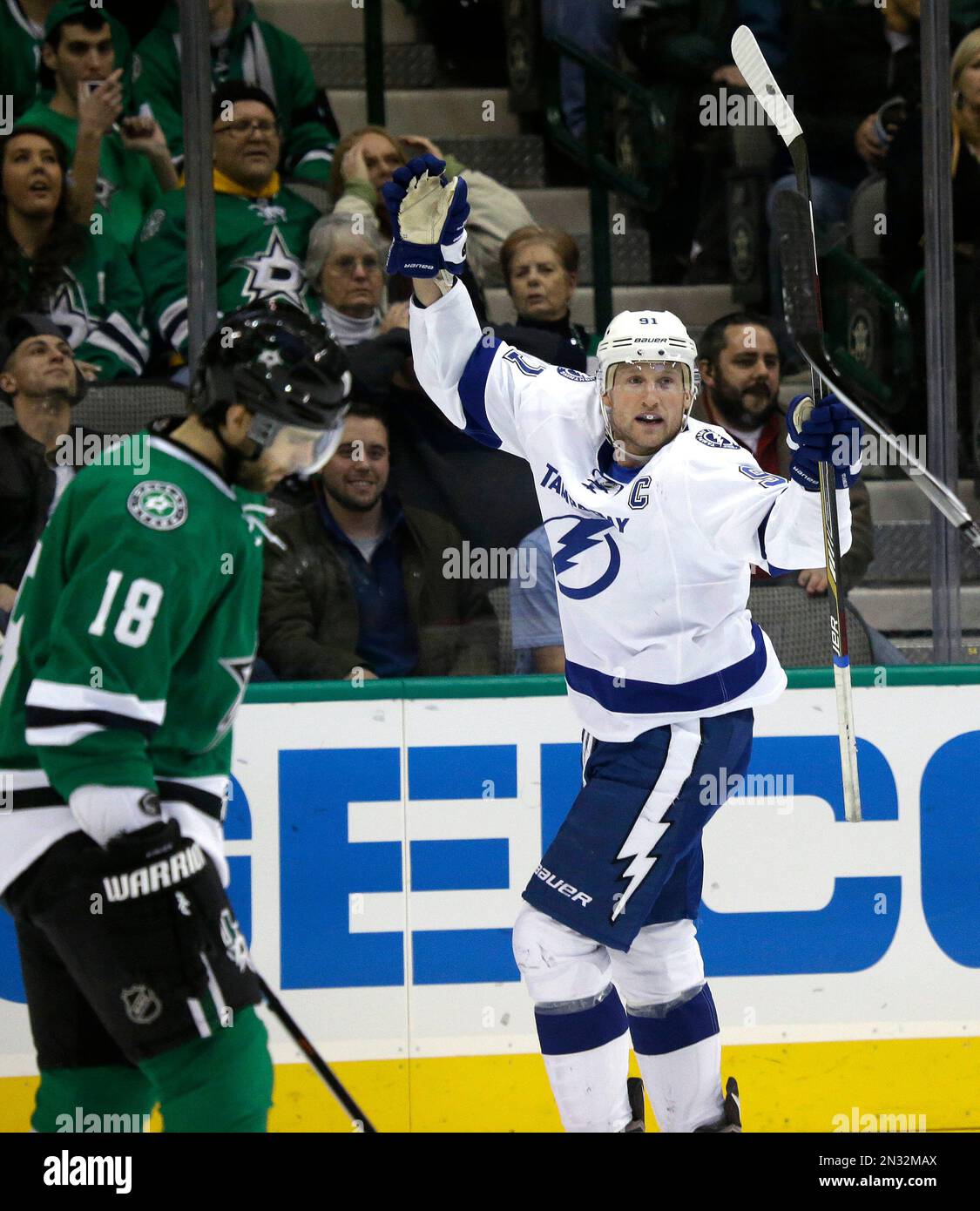 Tampa Bay Lightning center Steven Stamkos (91) celebrates scoring a ...