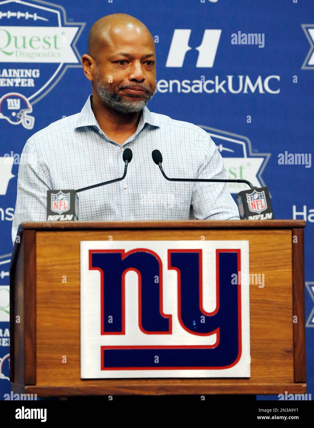 New York Giants general manager Jerry Reese speaks during an NFL ...