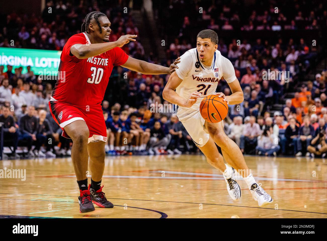 7. Februar 2023: North Carolina State Wolfpack Forward D.J. Burns Jr ...