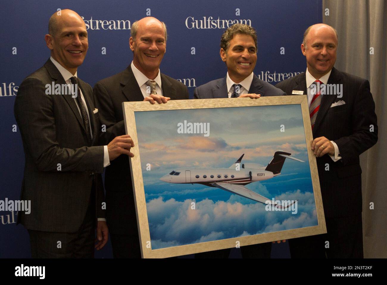 Mike Silvestro, CEO Flexjet, Larry Flynn, President Gulfstream ...