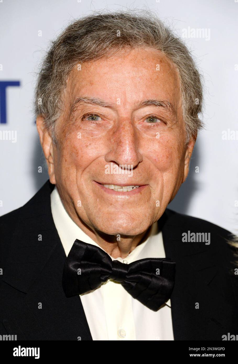Tony Bennett attends The Friars Foundation Gala honoring Robert De Niro ...