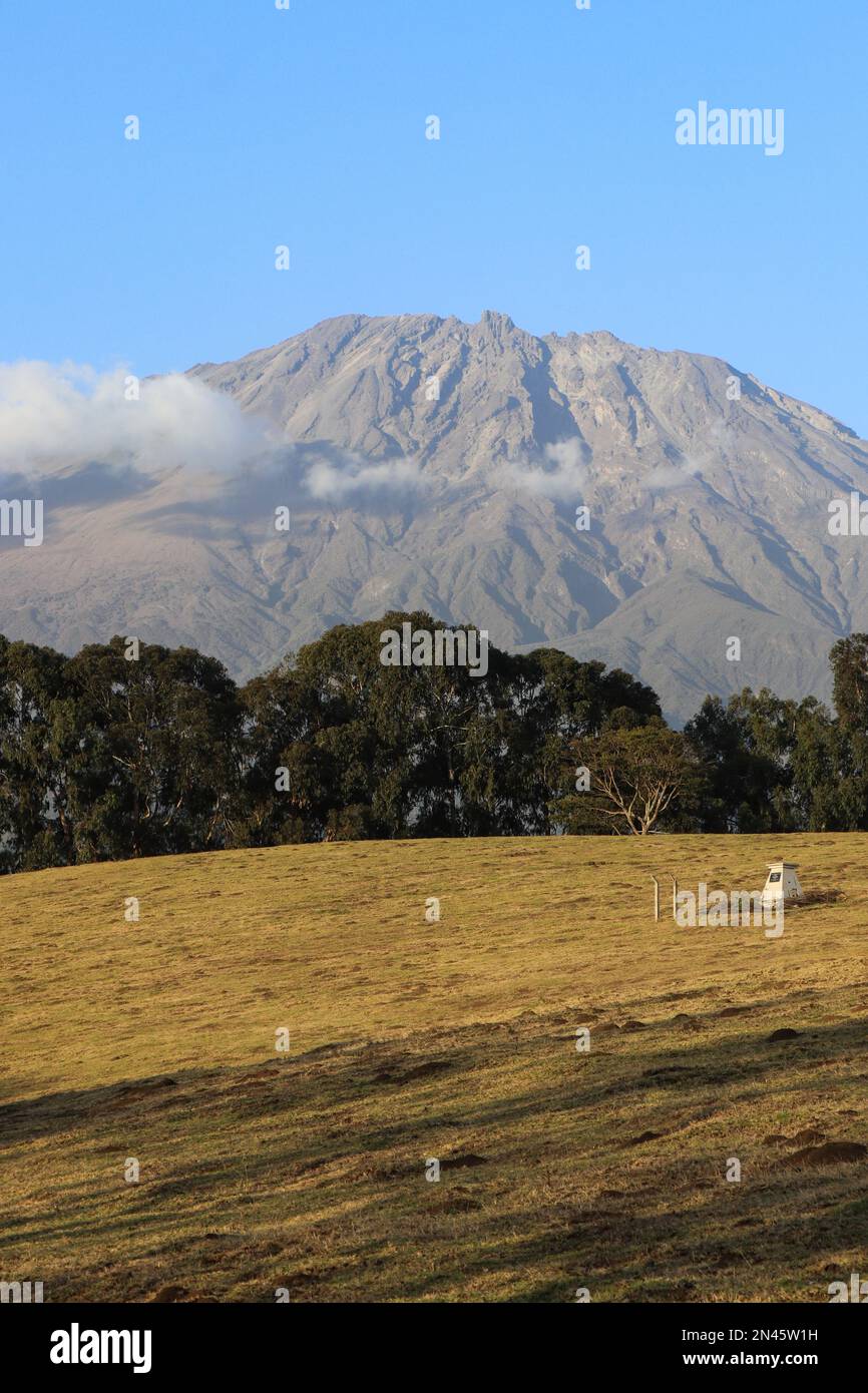 Berg kilimandscharo -Fotos und -Bildmaterial in hoher Auflösung – Alamy