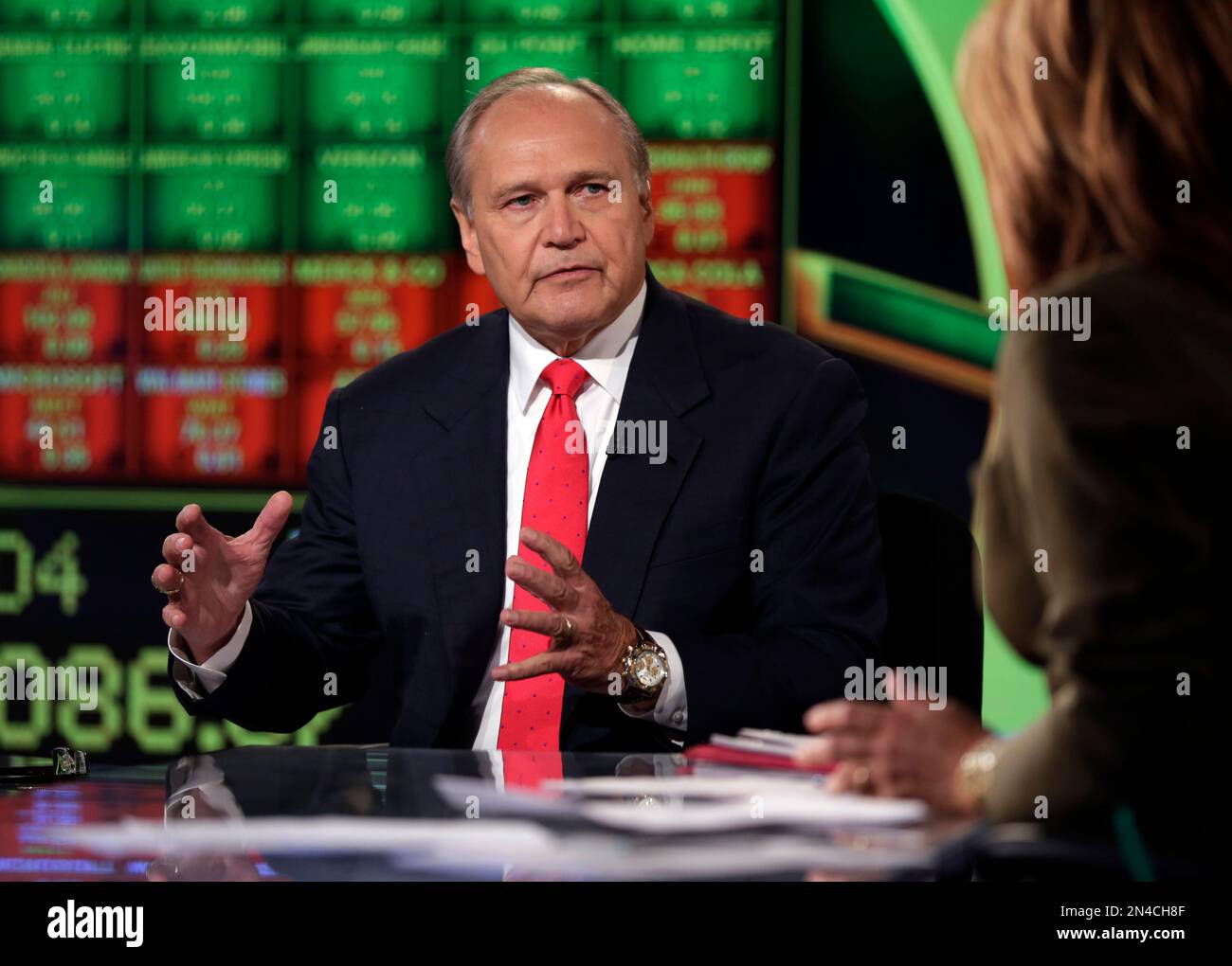 Bob Nardelli, former CEO of Home Depot and Chrysler, is interviewed by ...