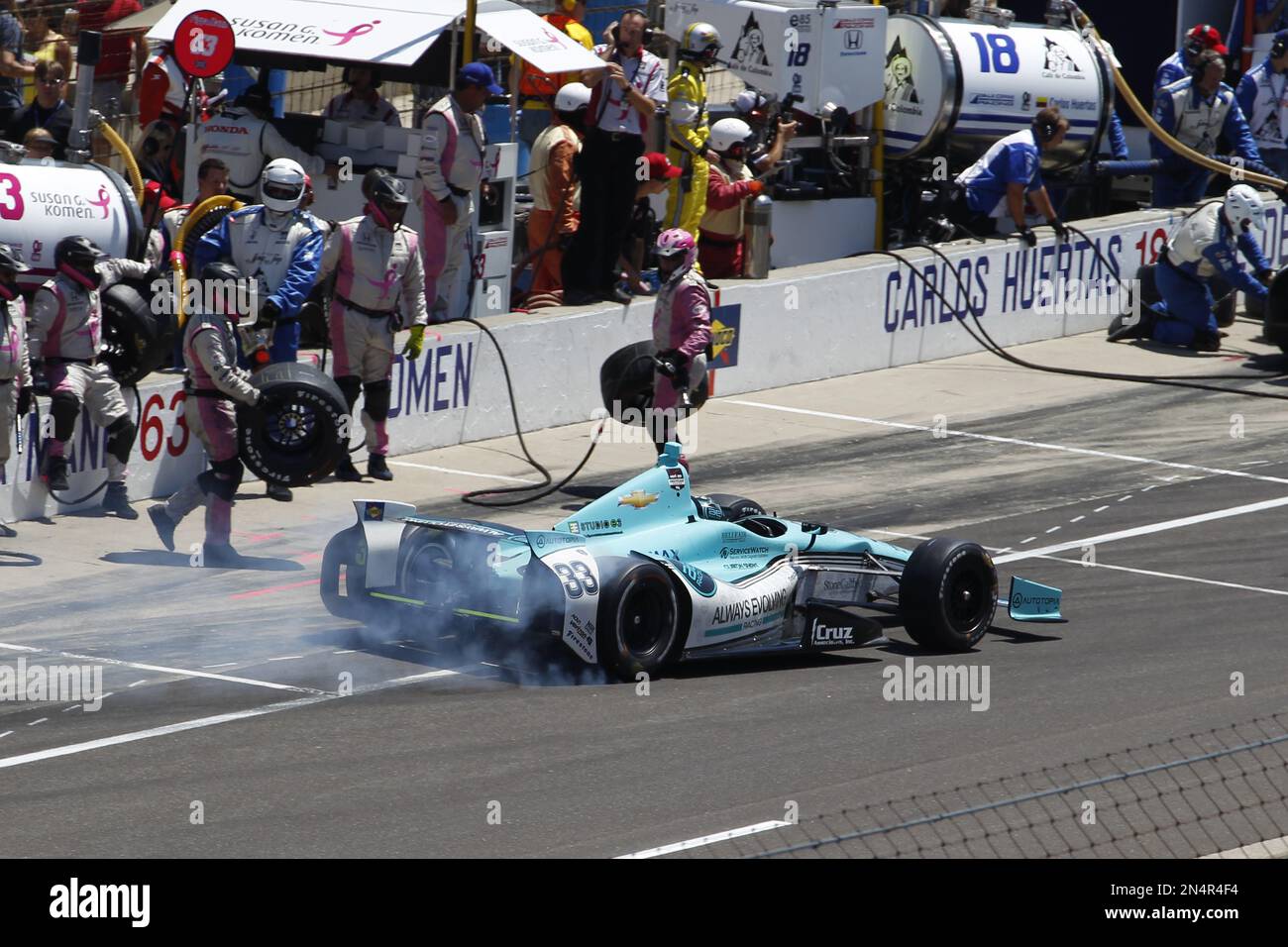 #33 James Davison is in for a pit stop at the Verizon IndyCar Series ...