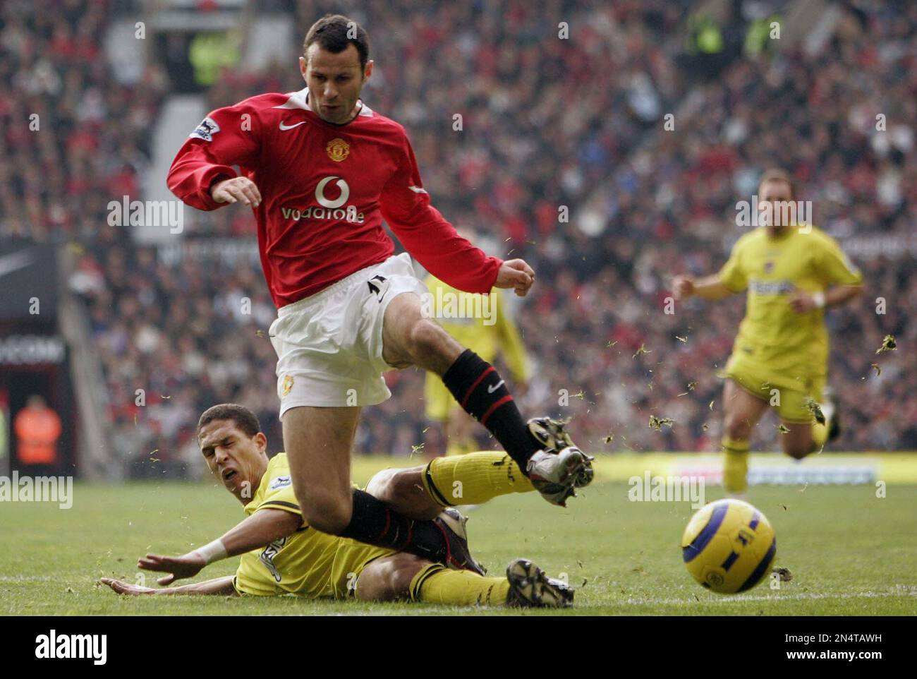 FILE - In this Saturday, Nov. 20, 2004 file photo, Manchester United's ...