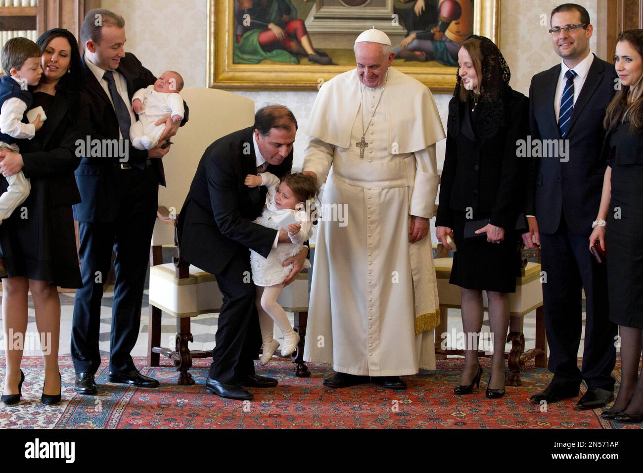 Pope Francis, center, poses for photographers with, Malta's President ...
