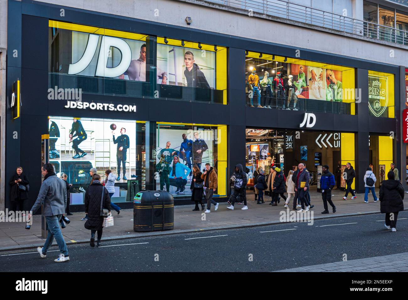 Jd sports store -Fotos und -Bildmaterial in hoher Auflösung – Alamy