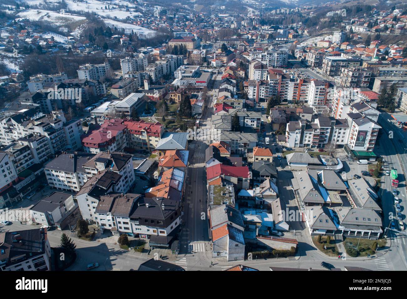 Luftfoto aufgenommen am 9. Februar 2023. Zeigt die Stadt Travnik in ...