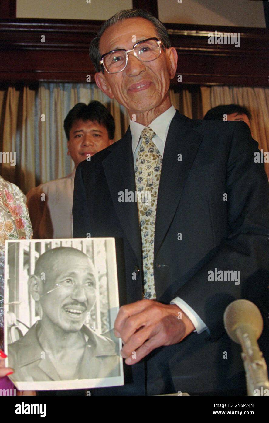 FILE - In this May 20, 1996 file photo, former Japanese straggler Hiroo ...
