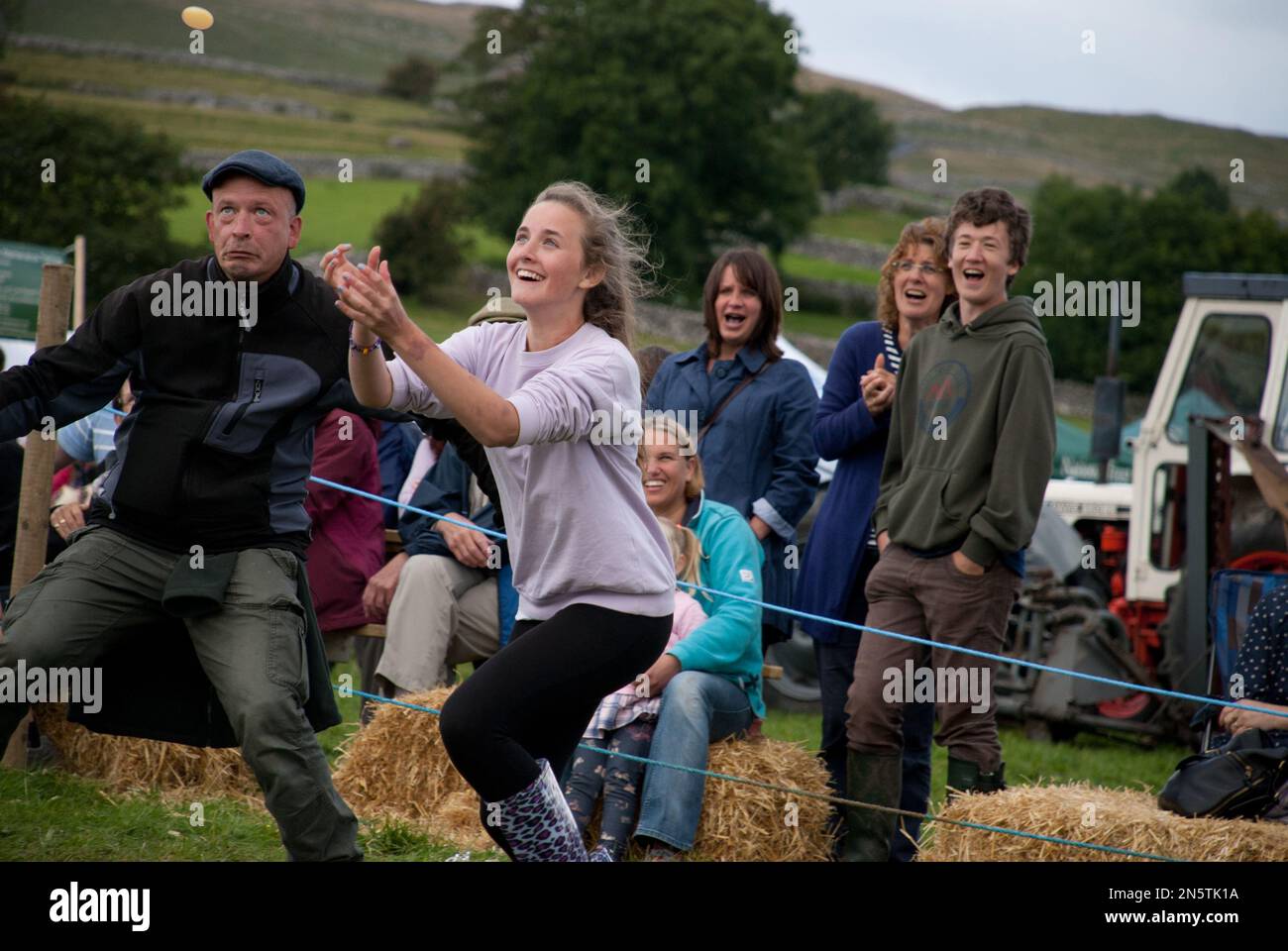 Eierfangsport auf der malham show -Fotos und -Bildmaterial in hoher ...