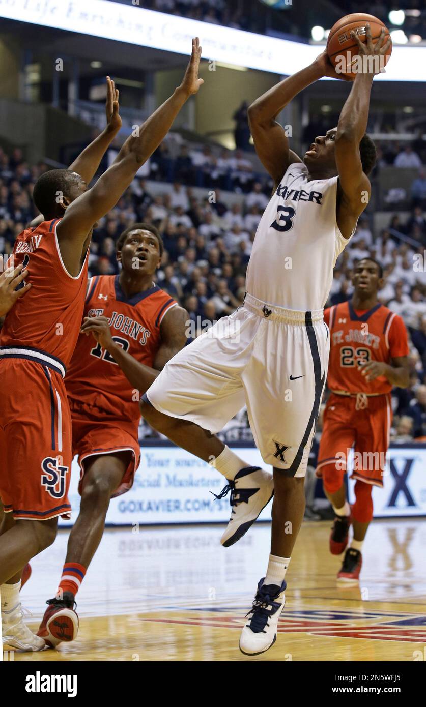 Xavier guard Brandon Randolph (3) drives against St. John's guard Phil ...