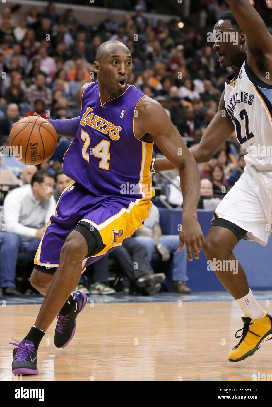 FILE - In this Dec. 17, 2013, file photo, Los Angeles Lakers' Kobe ...