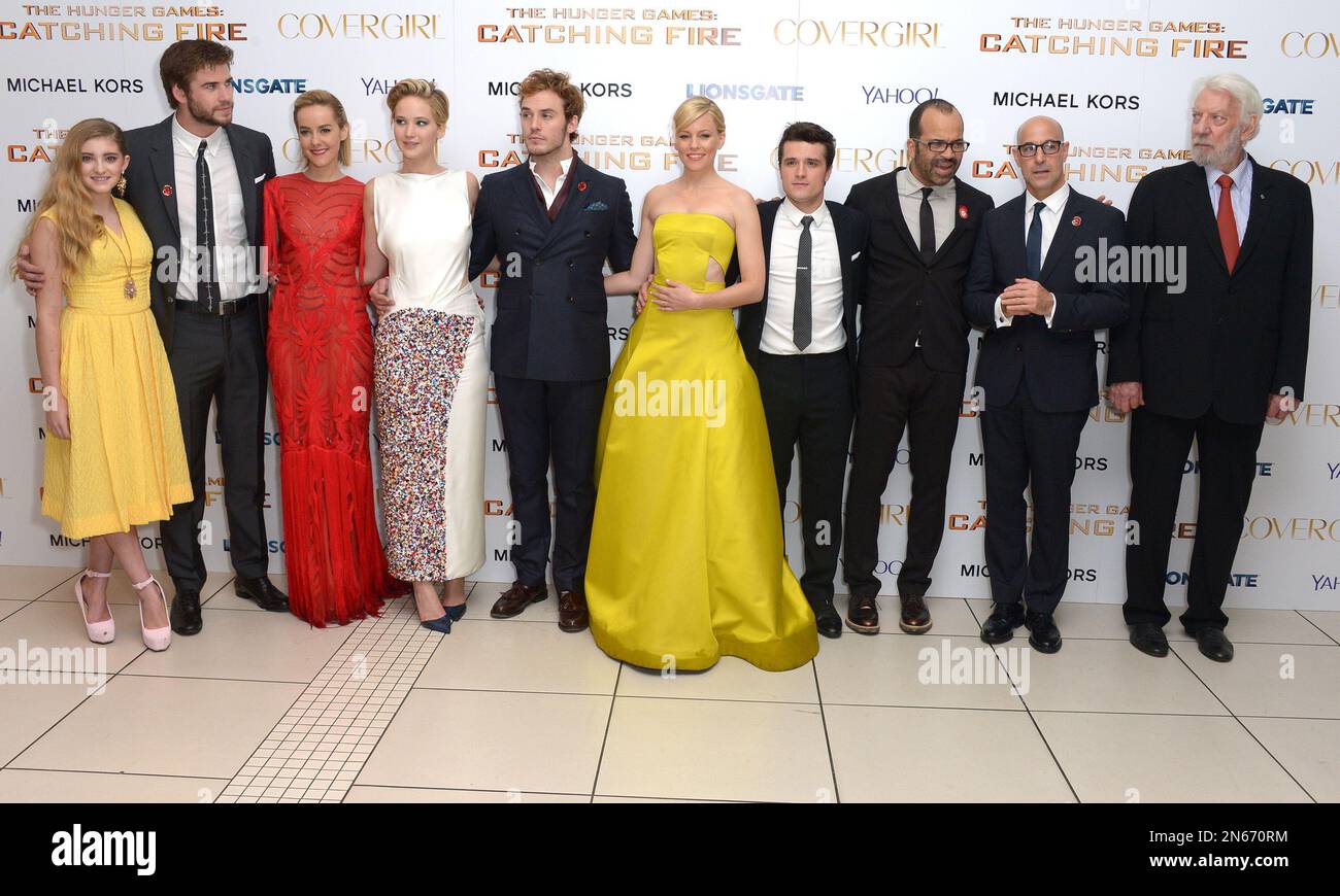 From left to right, Willow Shield, Liam Hemsworth, Jena Malone ...