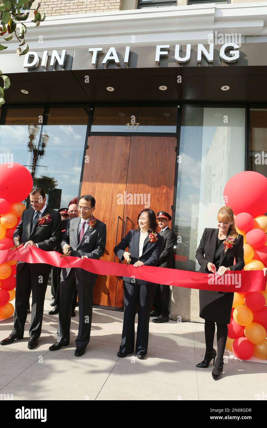 Rick Caruso, Frank Yang, Joanne Yang and Julie Jauregui at the ribbon ...