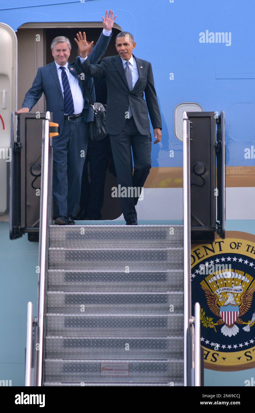 President Barack Obama and Rep. John F. Tierney, D-Mass. wave to ...