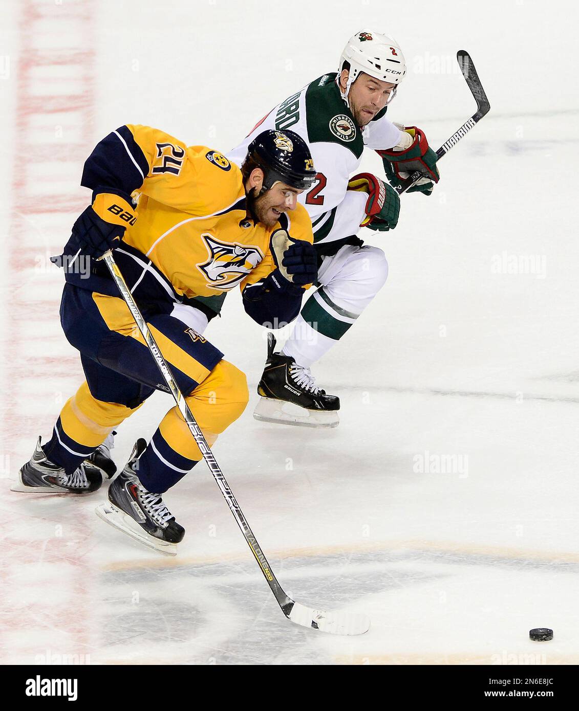 Nashville Predators forward Eric Nystrom (24) and Minnesota Wild ...