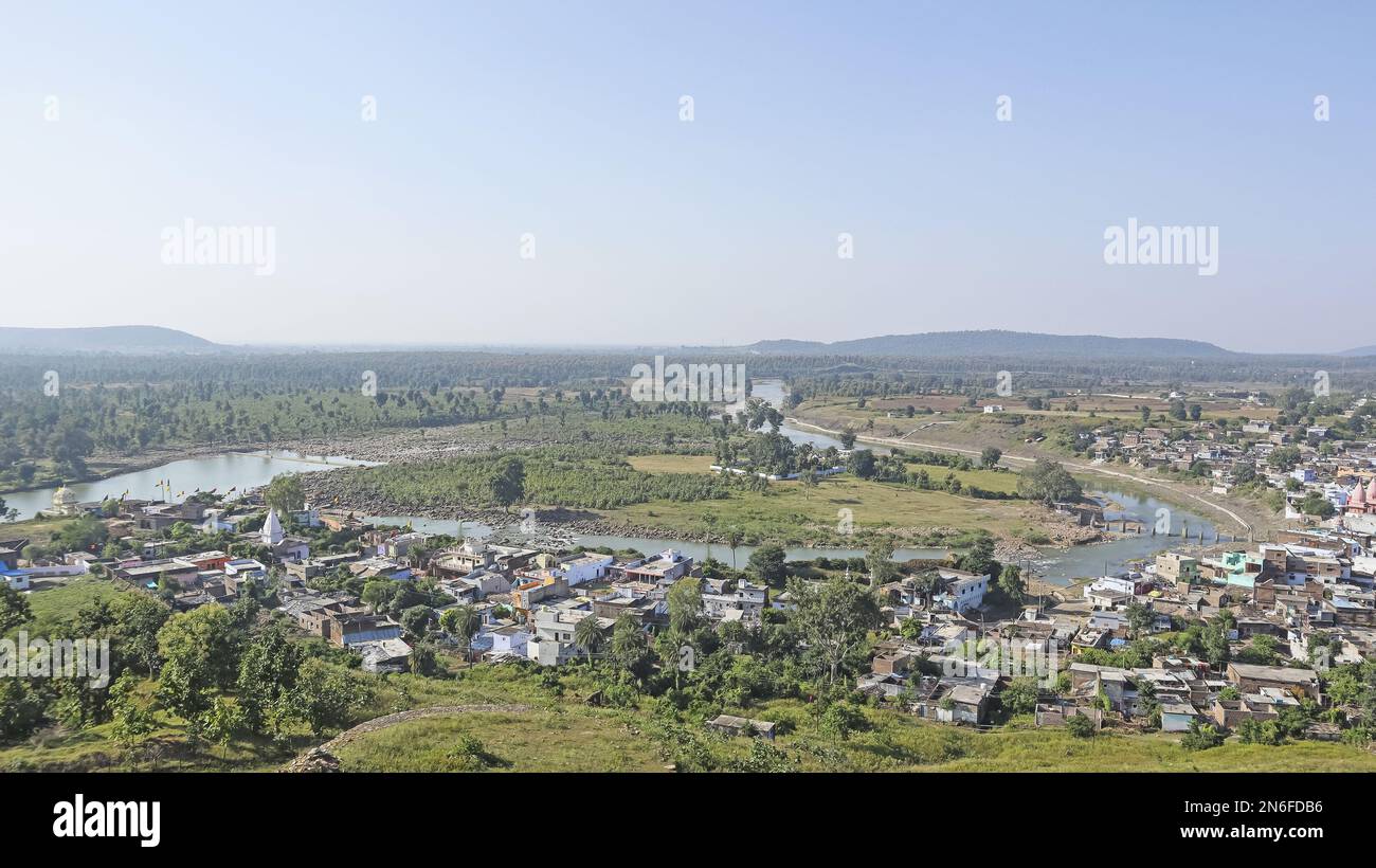Bina river -Fotos und -Bildmaterial in hoher Auflösung – Alamy