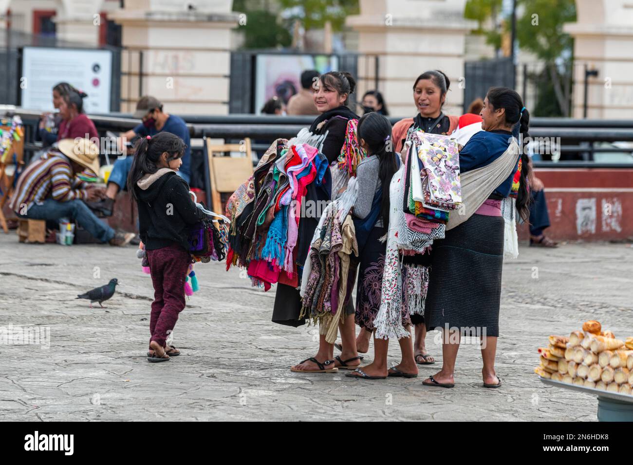 Tzotzil marktfrau -Fotos und -Bildmaterial in hoher Auflösung – Alamy
