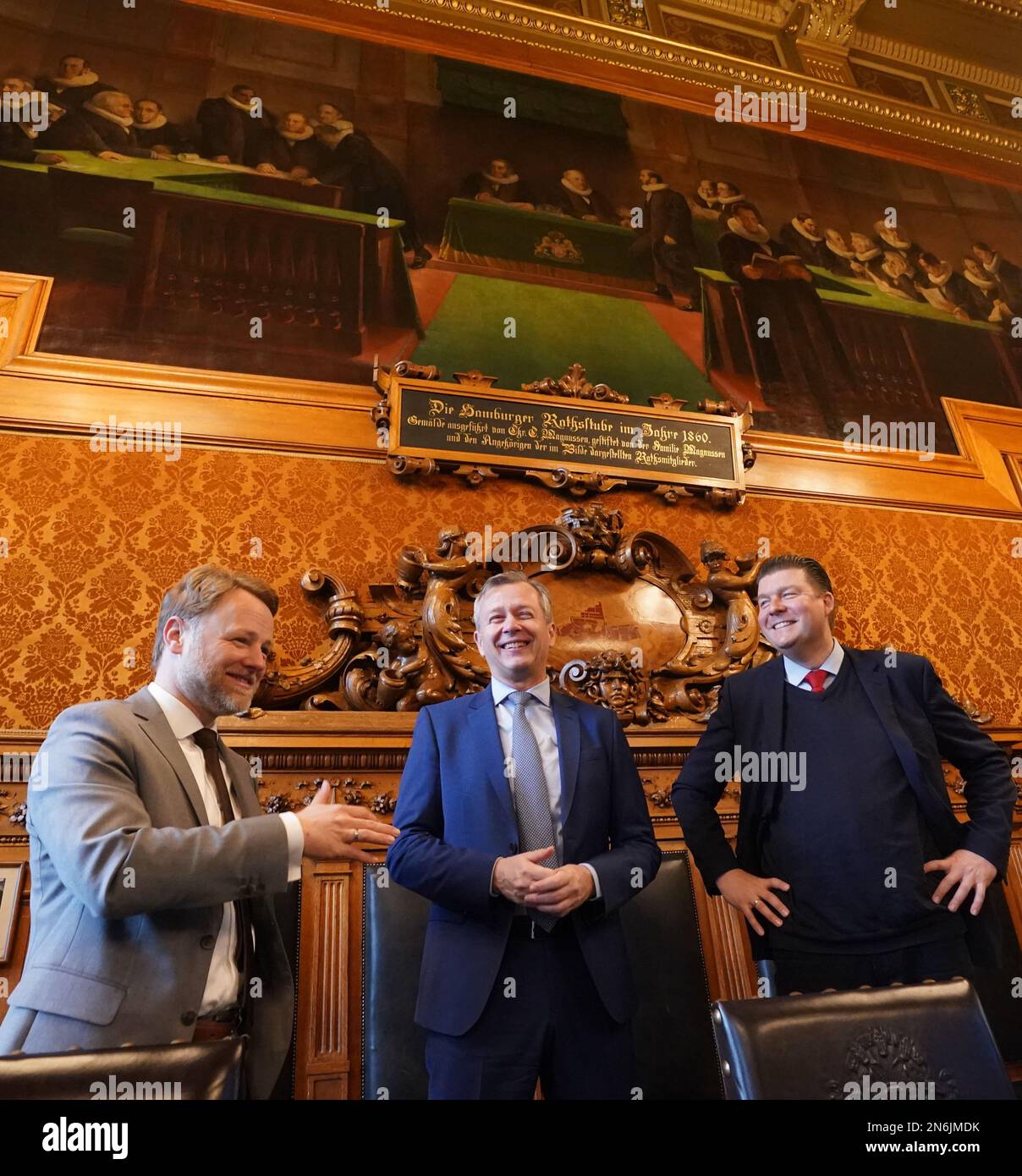 Hamburg, Deutschland. 10. Februar 2023. Andreas Dressel (r-l, SPD ...