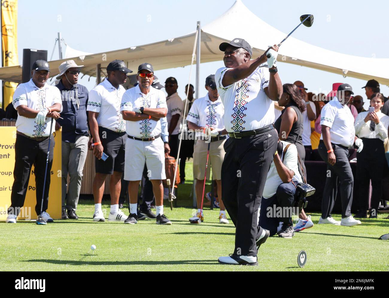 Südafrikanischer Präsident Cyril Ramaphosa beim Abschlag während der jährlichen Presidential ...