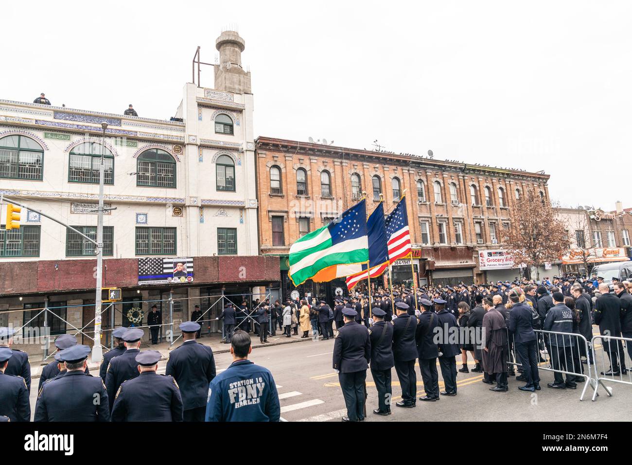Nypd offizier adeed fayaz -Fotos und -Bildmaterial in hoher Auflösung ...