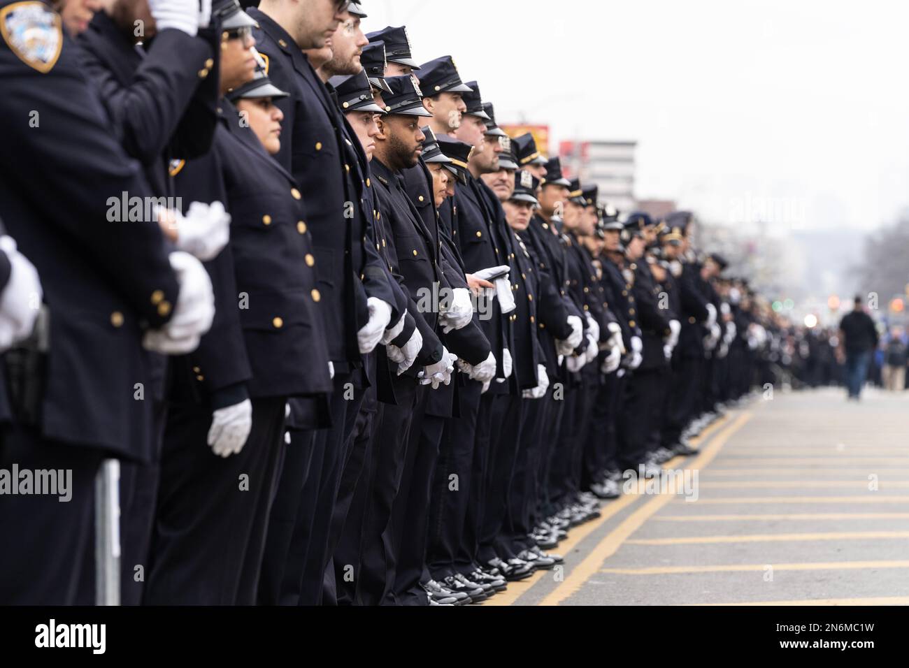 Nypd offizier adeed fayaz -Fotos und -Bildmaterial in hoher Auflösung ...