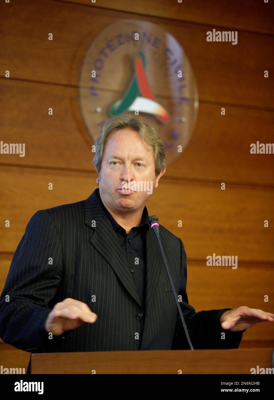 Senior salvage master Nick Sloane briefs journalists on an engineering ...