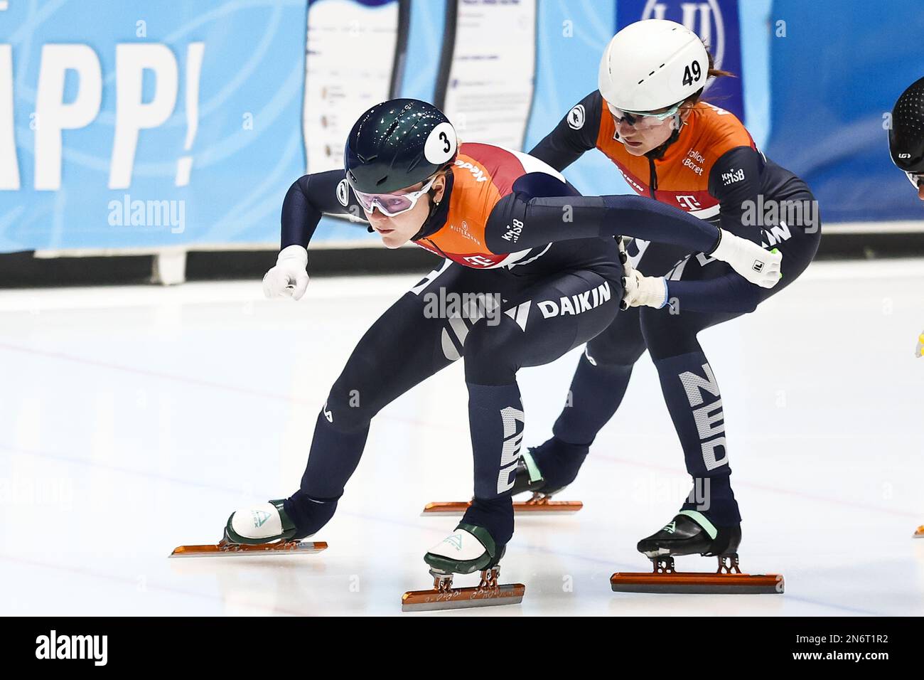 DORDRECHT - 10/02/2023, Xandra Velzeboer (NED), Selma Poutsma (NED) (lr ...