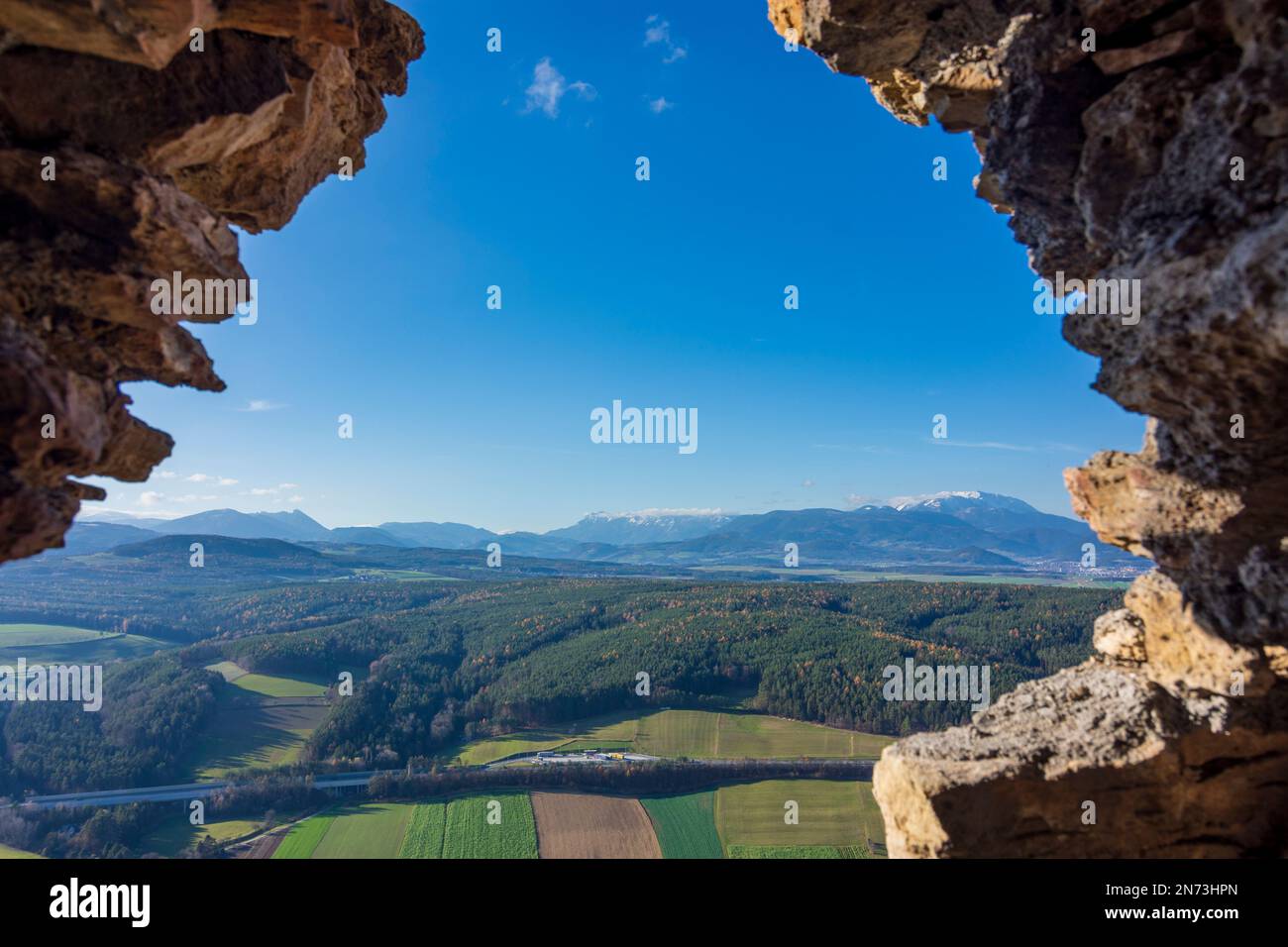Berge rax und schneeberg in den wiener alpen -Fotos und -Bildmaterial ...