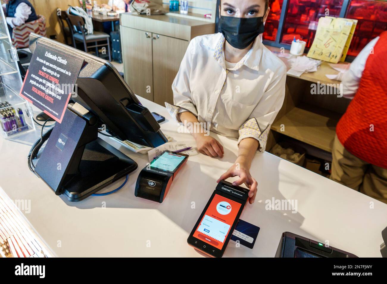 Central de autobuses busbahnhof -Fotos und -Bildmaterial in hoher ...